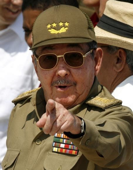 Kubánsky Líder Castro Prvýkrát Zavíta Do Číny Sitask