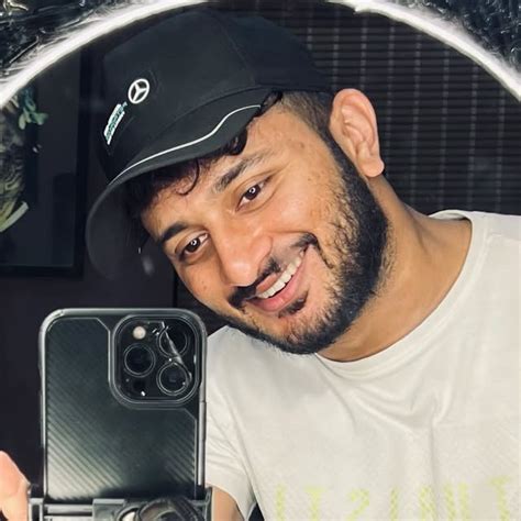 Shreyas K R Shreyasrey On Threads