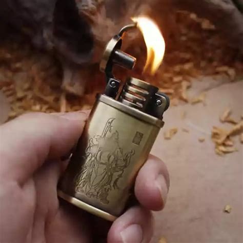 სასაჩუქრე აქსესუარები მამაკაცებისთვის