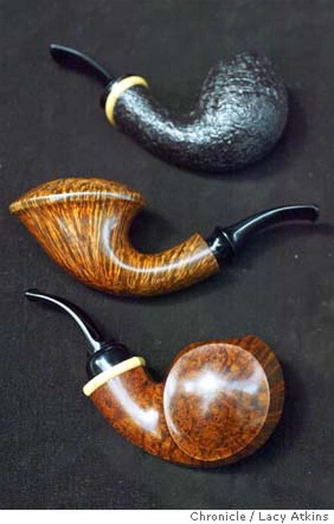 Pipe Dreams Cigar Pipe Aficionados Take Refuge In Tobacco Shop To