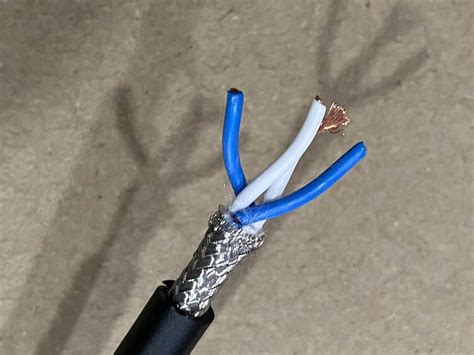 Canare L 4e6s สายไมโครโฟนคุณภาพจากญี่ปุ่น