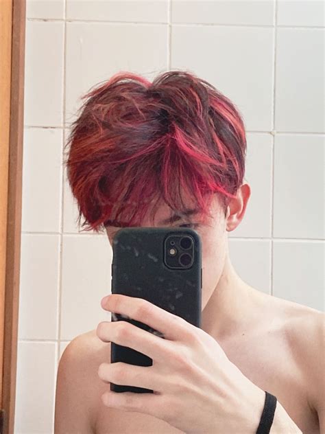 Pin By Elissxon On Eu Dyed Red Hair Red Hair Men Hair Dye Tips