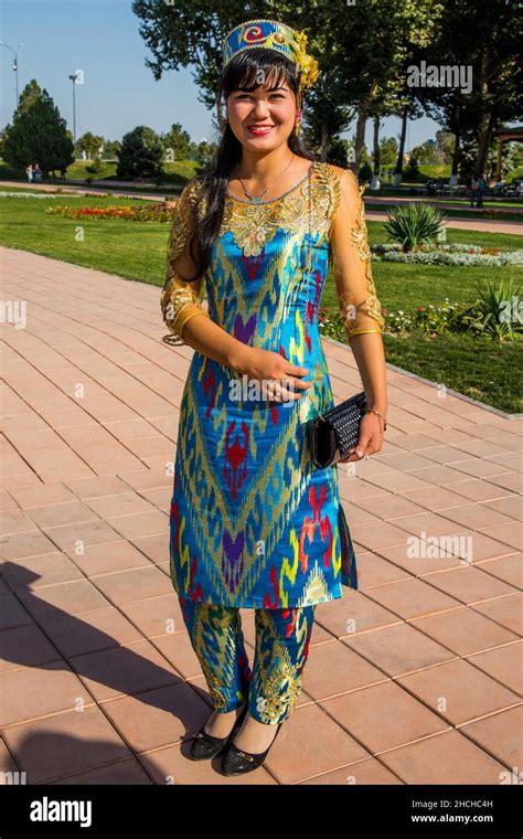Woman In Traditional Traditional Costume Uzbekistan Uzbekistan Stock