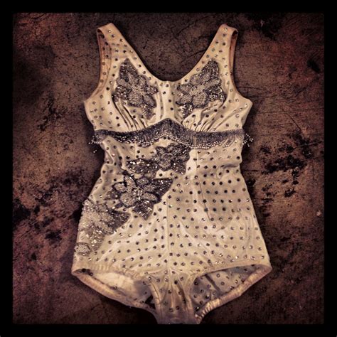 Costumes Dolly Python