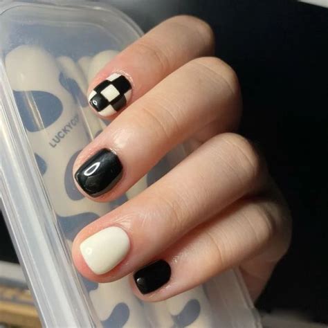 Top 50 Mẫu Nail đơn Giản Cho Học Sinh Da Ngăm Hot Nhất 2026