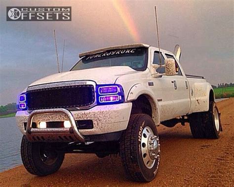 2004 Ford F 350 Super Duty With 22x8 105 Alcoa 22 5 And 38 11 5r22