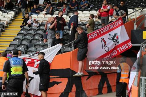 Bristol City Fans Photos And Premium High Res Pictures Getty Images