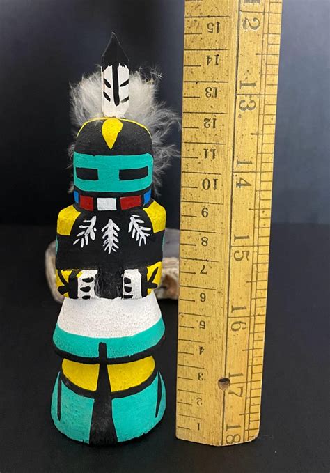 W0366 Vintage Kachina Doll Miniature Hopi Zuni Native American Wood