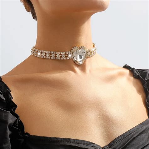 Precious Woman Heart Choker Sissy Dream
