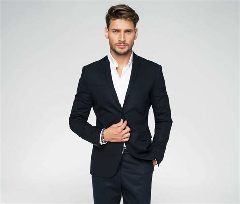 12 Male Model Poses Every Guy Must Know For A Photoshoot