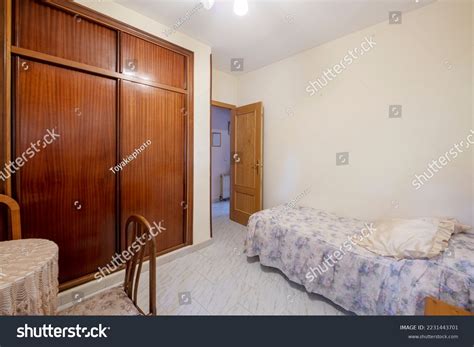 Small Ugly Apartments