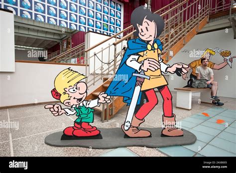 Johan Et Pirlouit Johan Et Peewit Personnages De Bd Créés Par Peyo