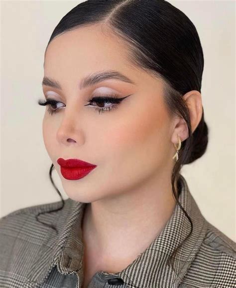 Pin De Fanny Payan Em Make Up Ideias De Maquiagem Dicas De