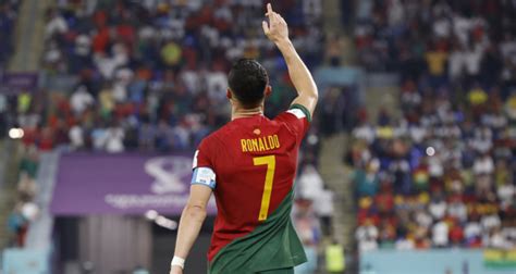 Cristiano Ronaldo Ingresa En La Historia Marcar Por Quinto Mundial