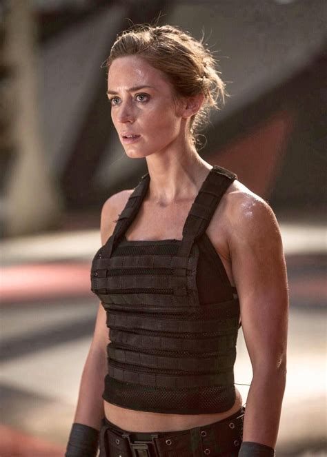 Emily Blunt Artofit