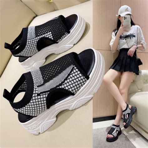 運動涼鞋女2023夏季新款時尚露趾透氣飛織休閒舒適厚底魚嘴涼鞋女 易夢生活館 Iopen Mall