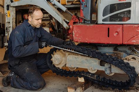 How To Select The Perfect Rubber Track Kramp