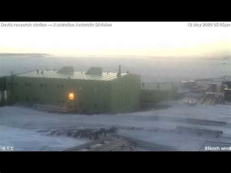 2020 05 13 Davis Station Antarctica Timelapse 042437 Utc Youtube