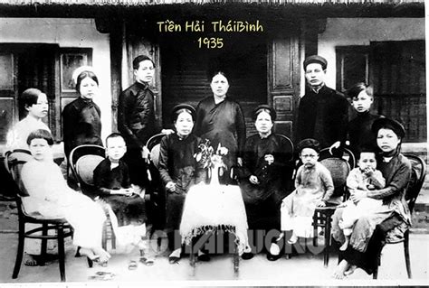 Hồng Quang Người ở Lại đất Này