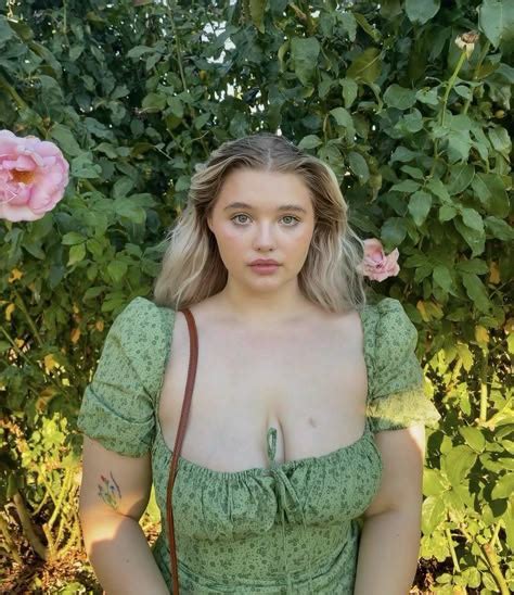 Blonde Plus Size Women Blonde Plus Size Women