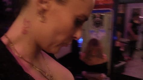 Mw Vd Sluis Get A Training In Presenting As A S And Get A Name Bord