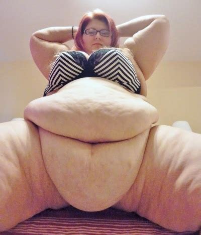 Post A Lover Of Fat Belly Tumblr Com Tumbex