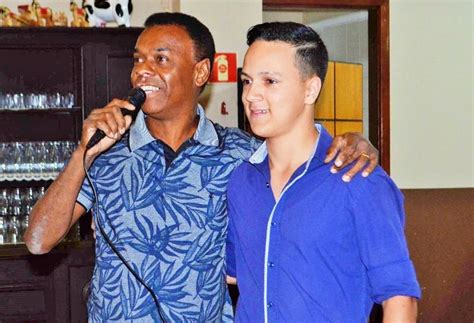 Abordagem Notícias Cleide Ribeiro Comemora Seus 50 Anos De Vida Em