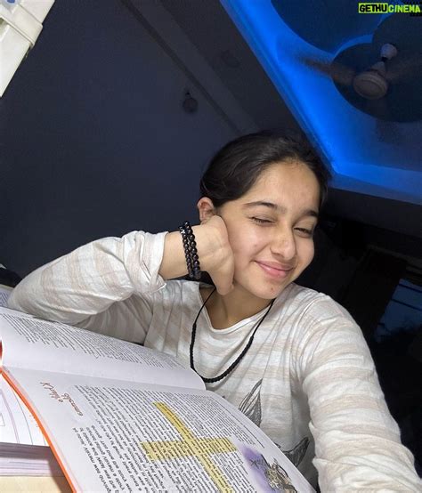 Deshna Dugad Wiki Biography Age Gallery Spouse And More