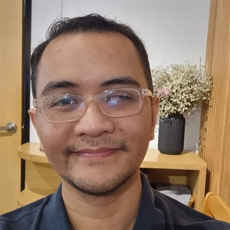 Ehsan Shahs Instagram Twitter And Facebook On Idcrawl