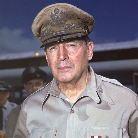 Douglas Macarthur France Of Honor