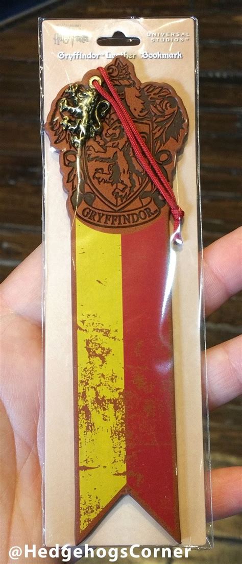 Wizarding World Of Harry Potter Leather Bookmark Gryffindor Crest