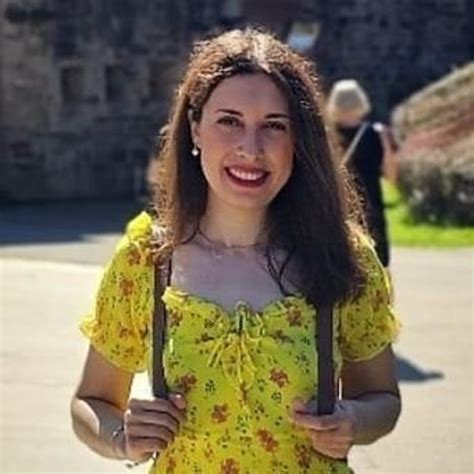 Ruba Salibi Apothekerin Unter Aufsicht Sonnen Apotheke Xing