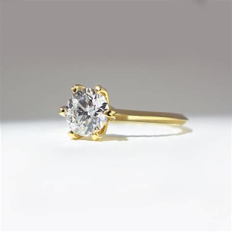 Six Claw Solitaire Guthries Jewellers Jewellers Auckland