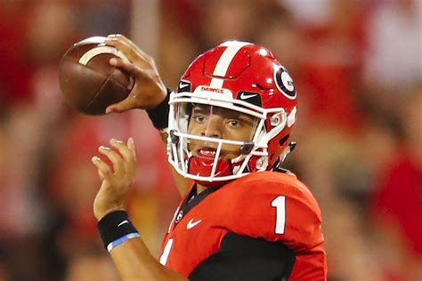 Justin Fields Transfer To Ohio State Is Buckeyes Gain Ugas Loss