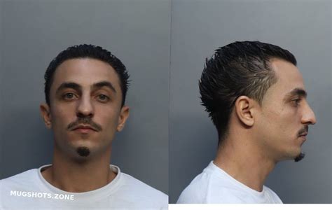 Aponte Nickolas Ryan 10 13 2022 Miami Dade County Mugshots Zone