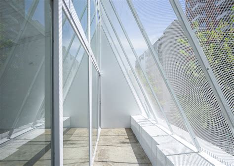 Rooftop Extension Proposes A New Luxury For Buenos Aires