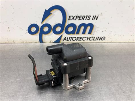 Ignition coil Volkswagen Golf III 1.6 i - 6N0905104 AEA VW-AG