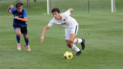 Noah Guyton Mens Soccer Grinnell College Athletics