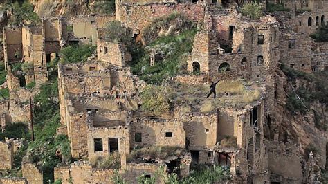 Taus Makhacheva In The Heart Of Another Country