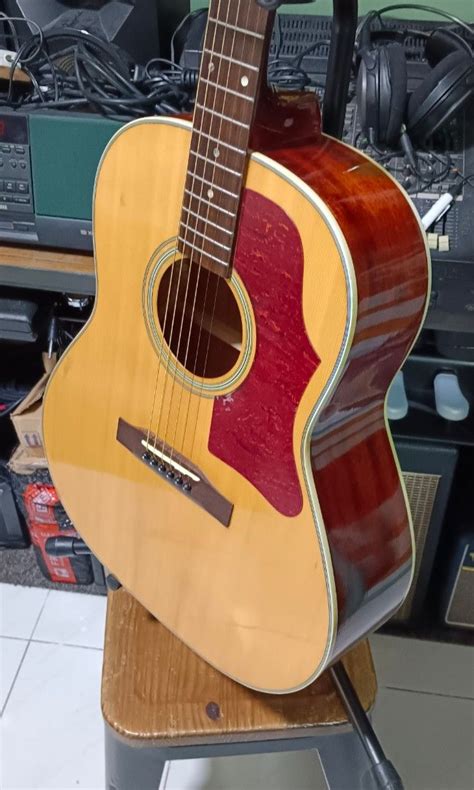 Mavis Custom Acoustic Guitar Hobbies And Toys Music And Media Musical Instruments On Carousell