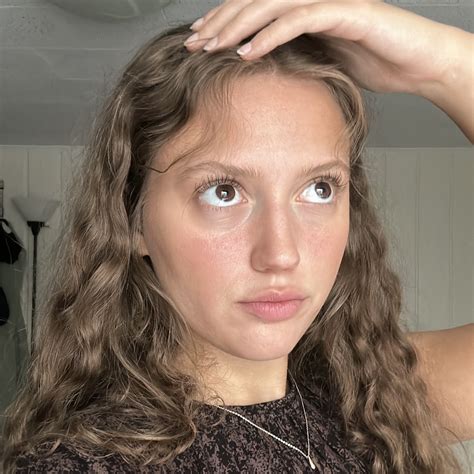 Olivia Schultz Youtube