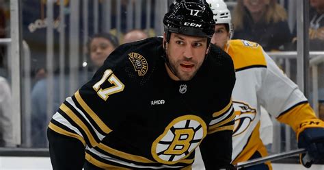 Milan Lucic Allegedly Pulled Wifes Hair In Dispute Over Cell Phone Cbs Boston