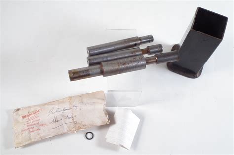 Lot 254 Wamadet Berdan Decapping Tool