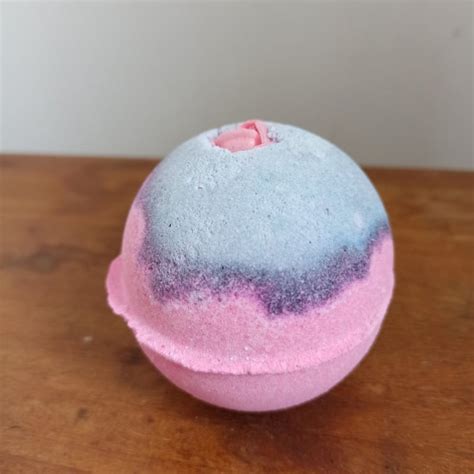 Lush Fresh Handmade Cosmetics Sex Bomb Bath Bomb Review Abillion