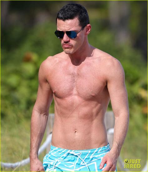 Luke Evans Body Dracula