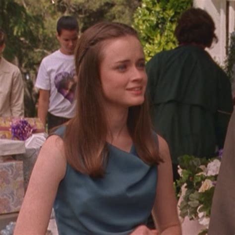 Alexis Bledel As Rory Gilmore In Gilmore Girls Rory Gilmore Bledel
