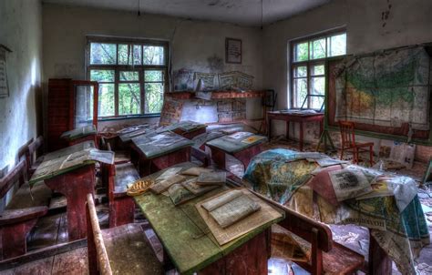 Wallpaper Board Class Desks For Mobile And Desktop Section интерьер