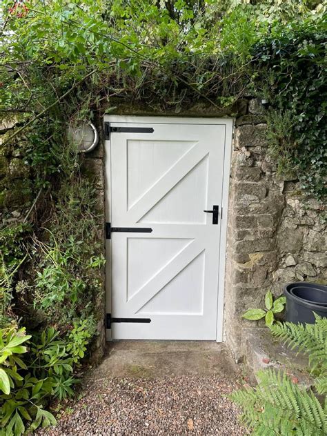 Bespoke Handmade Gates Bakewell Matlock R Stone Joinery