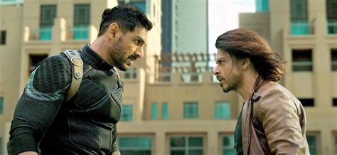 Shah Rukh Khans Chiselled Abs And Ripped Physique At 56 For Pathaan Heres How He Achieved It
