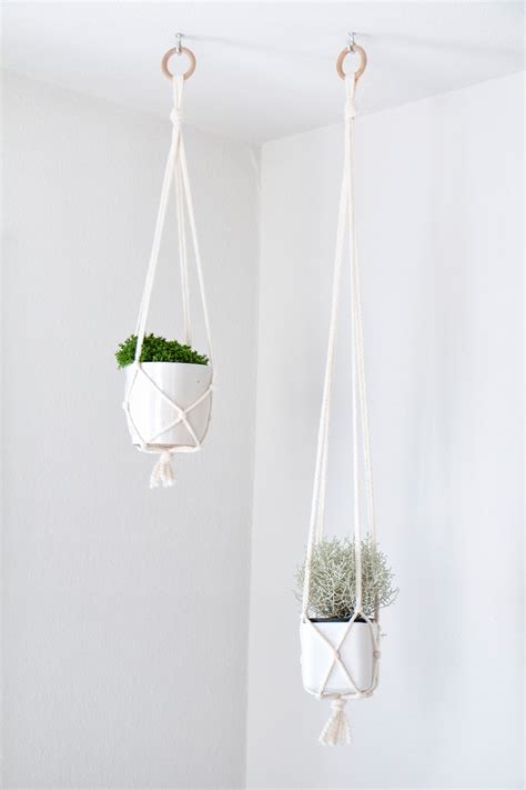 Macrame Pot Holder Diy At Randall Nealon Blog